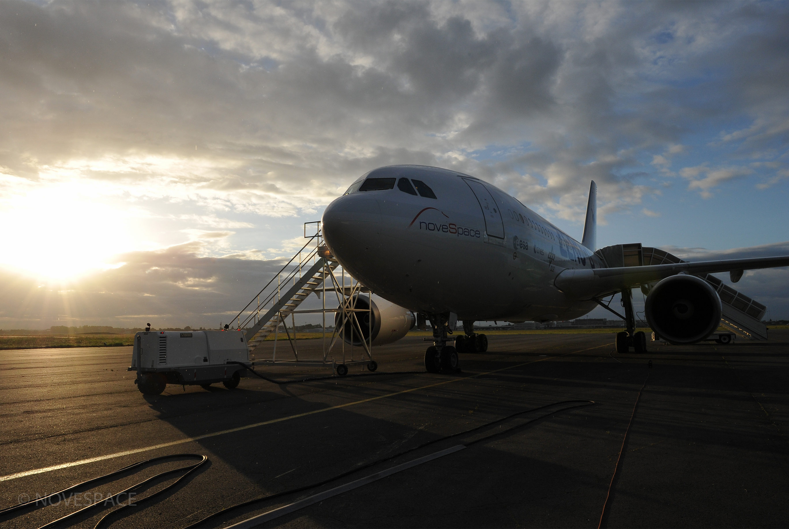 Take a gravity-free flight on board the Airbus A310 Zero G